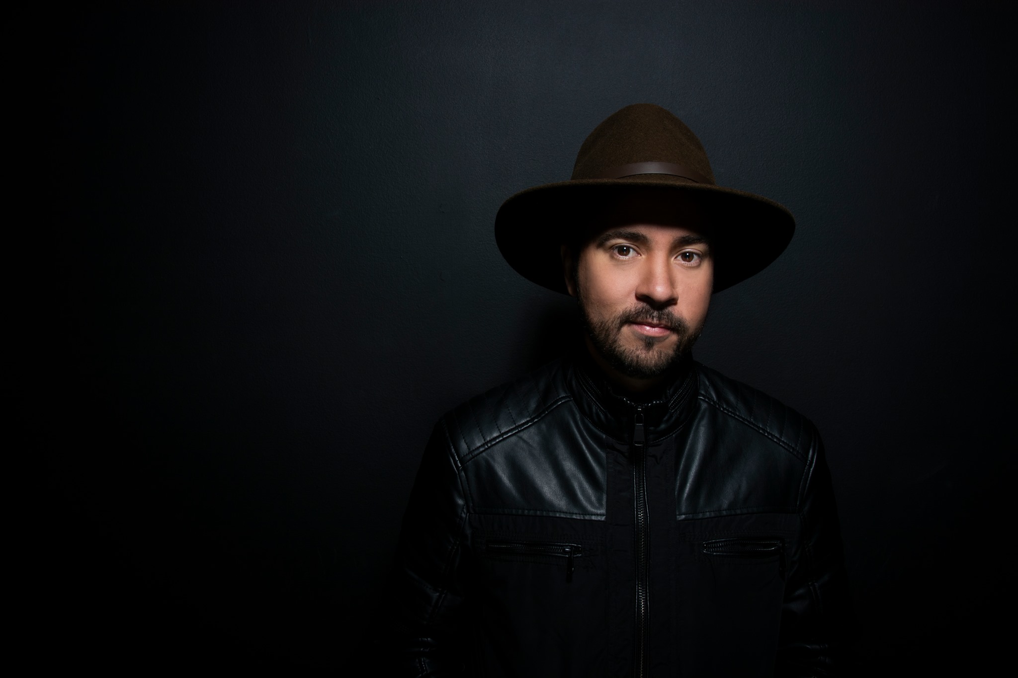 Edward Ramírez - Cuatrista | Productor | Compositor